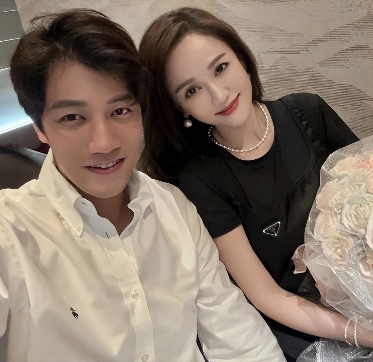 Chen Qiaoen and his wife show affection in Japan, Alan dodges and has a ...