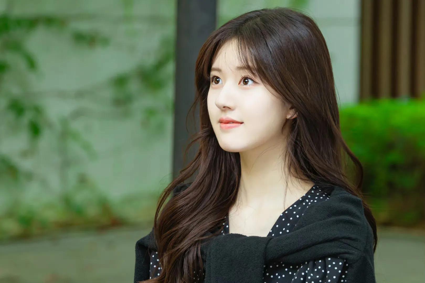 (36) Zhao Lusi's Atlas of "Can't Hide Secretly" - iMedia