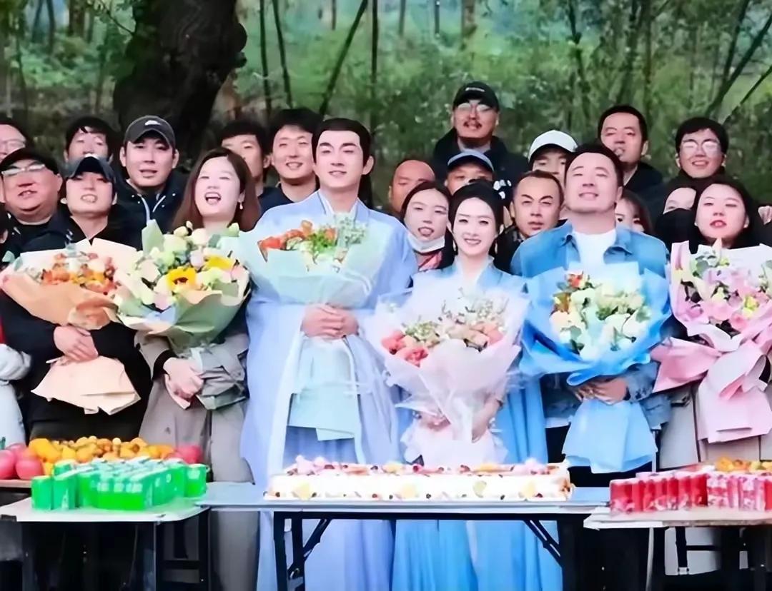 Zhao Liying's "Xing with the Phoenix" was completed, Lin Gengxin shed ...