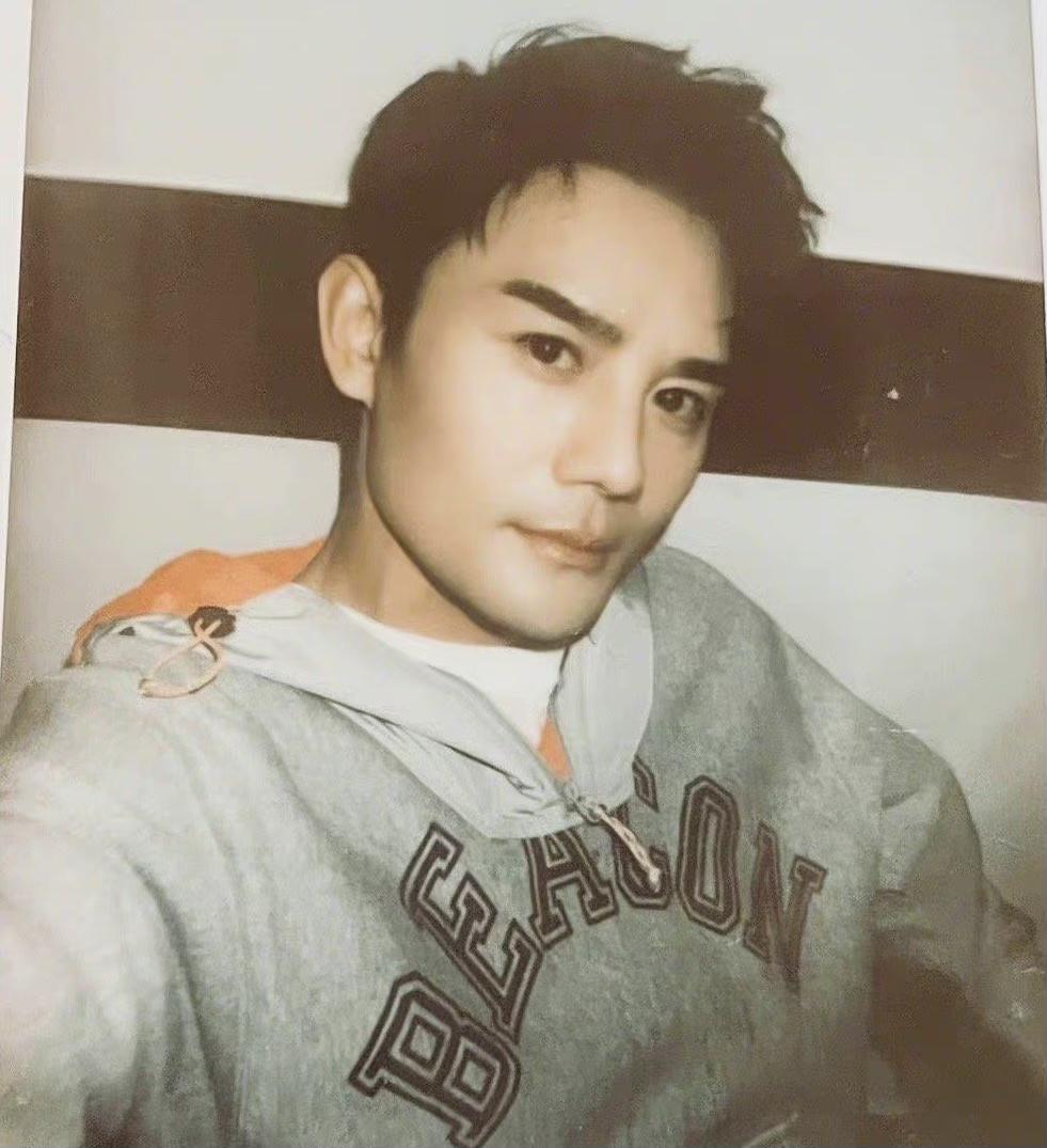 Ma Sichun, Zhang Manle, Wang Kai, Huang Jingyu, Chen Michelle, Huang Zitao and Xu Yiyang - iNEWS