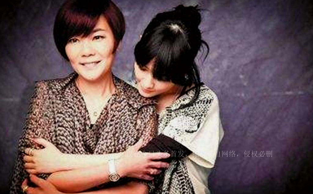 Fan Xiaoxuan, who had a tongue ring and removed her uterus for her ...