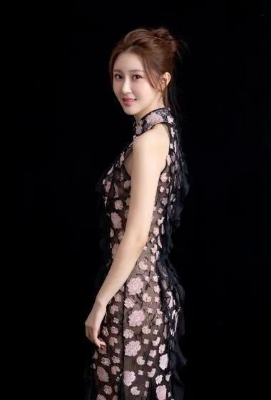 Sexy photos of Chu Yue - iNEWS