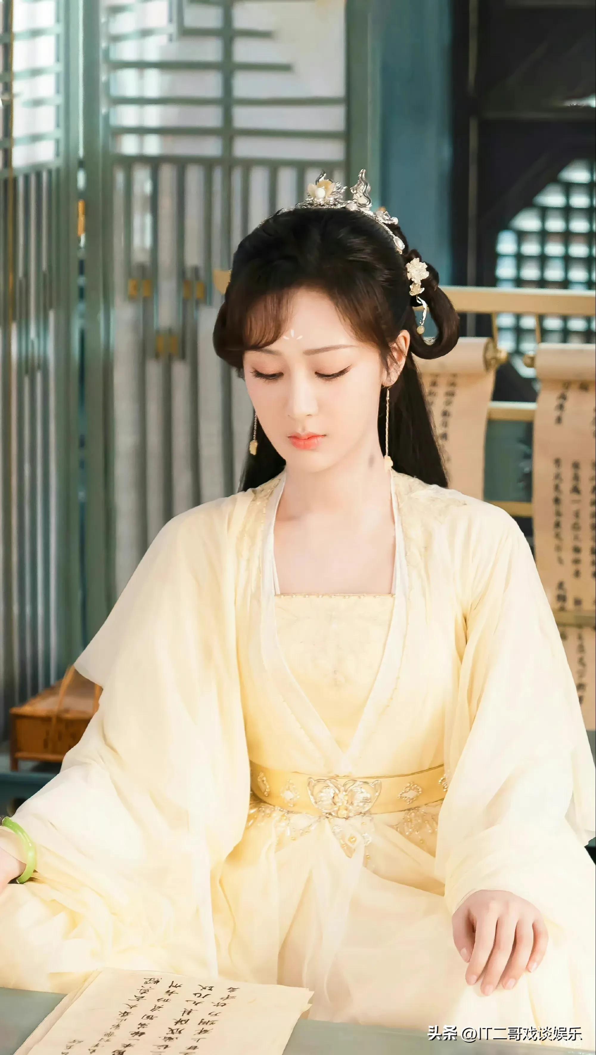 Keep the clouds open and see the moon!Yan Dan, Ying Yuan, Chenxiang ...