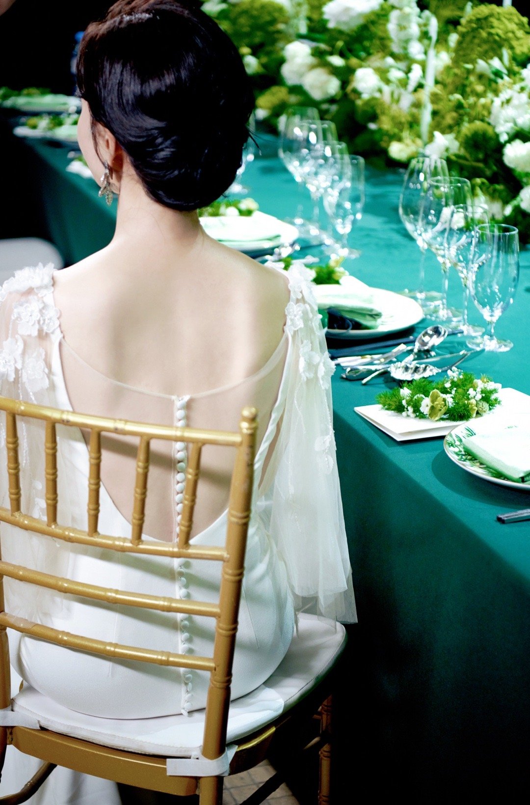 Chen Shuzhen is a woman who has been loved by the years, wearing a ...