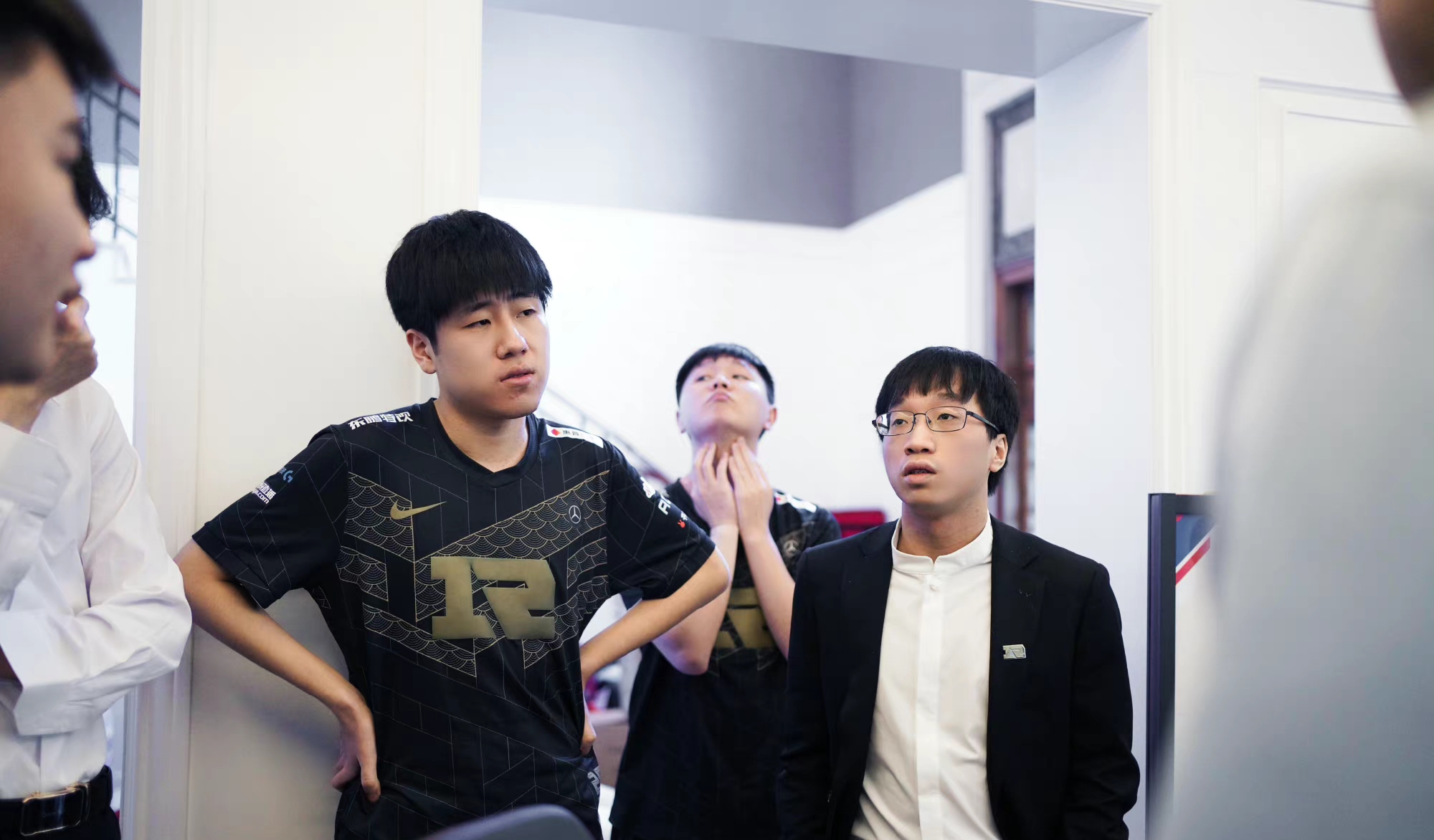 RNG2-1戰勝JDG，再次上演大劣勢翻盤，張嘉文：韌性確實不錯 - 頭條匯