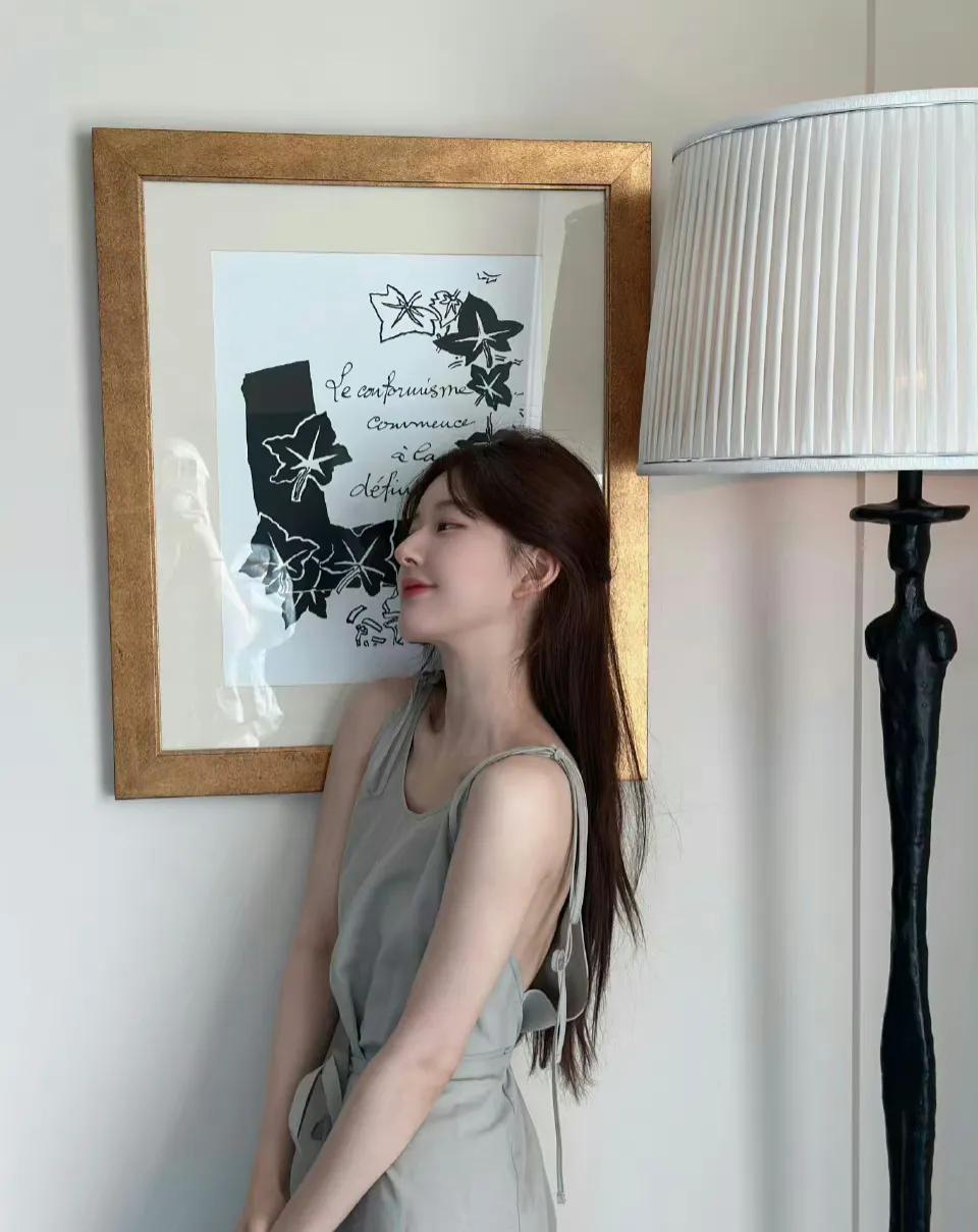 Zhao Lusi dares to wear it! The corset and jeans appeared on the scene ...