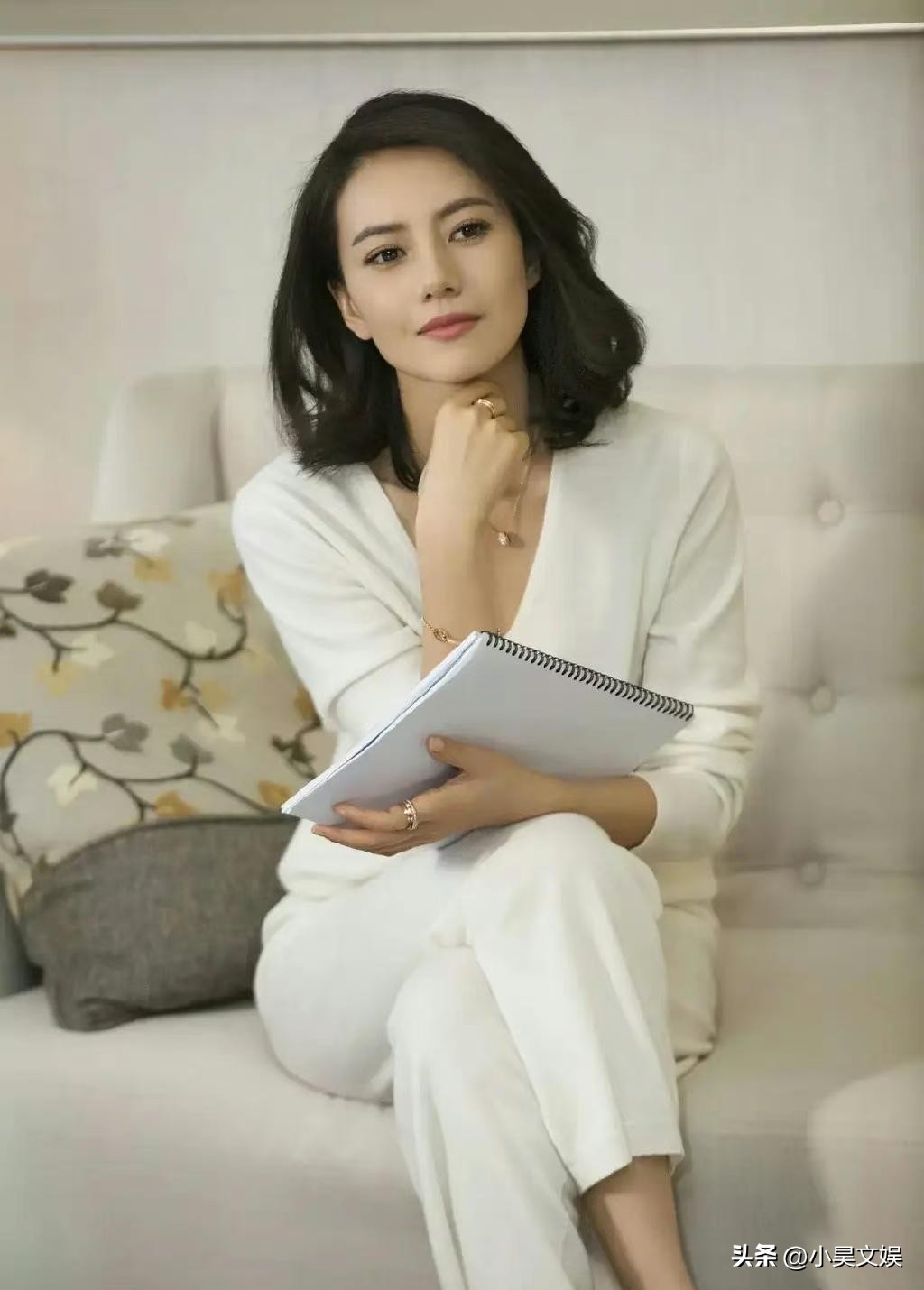 The official announcement of Hu Ge Gao Yuanyuan's new movie, "Stop and ...