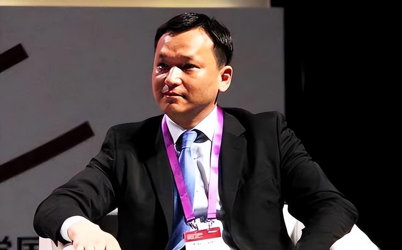 The best host Zeng Zimo marries Phoenix Satellite TV: Ruixing Coffee ...