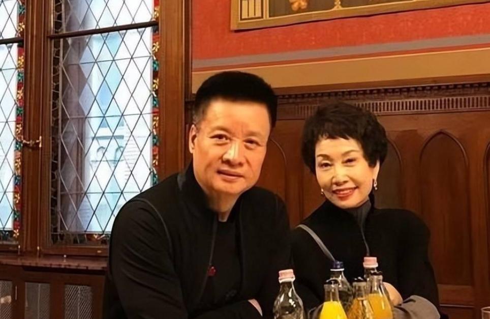 Yan Weiwen: He and Liu Weixing have been in a long-distance ...
