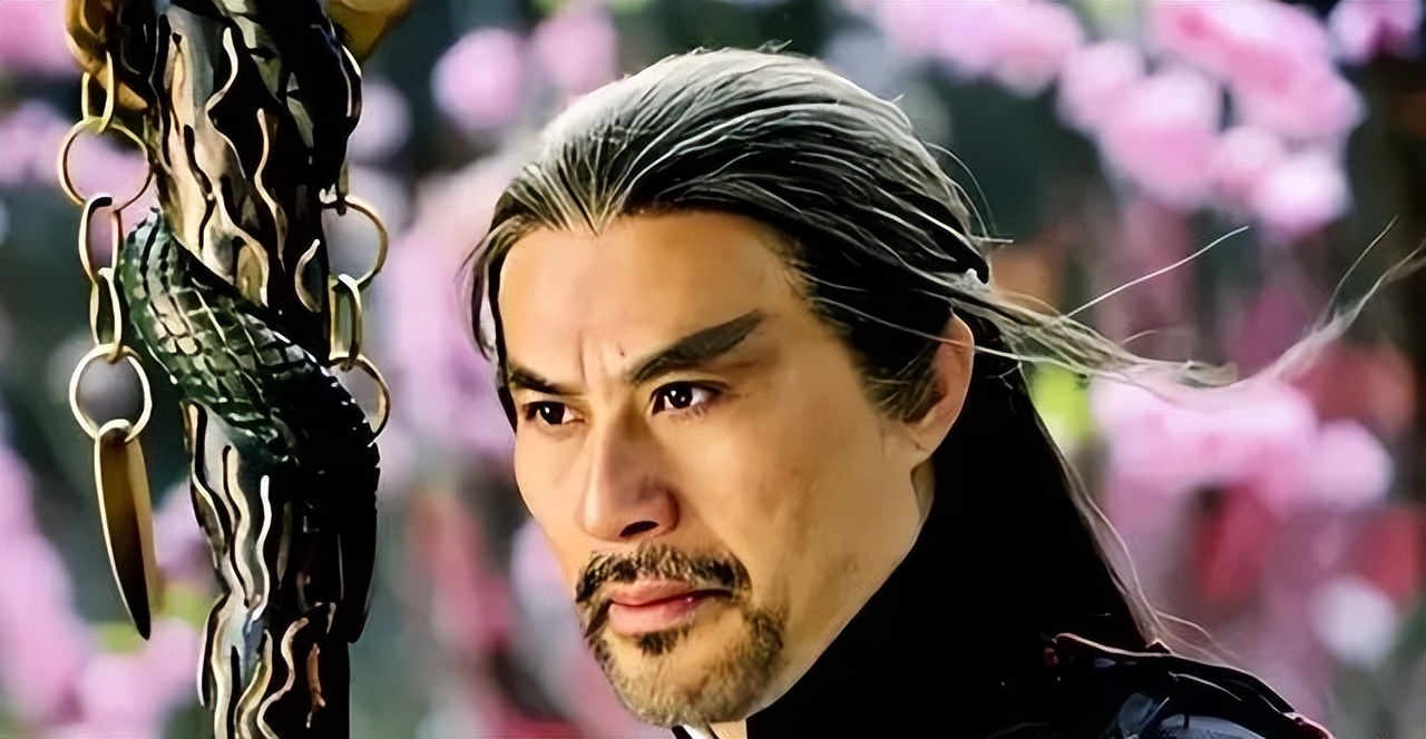 Why is Ouyang Feng afraid of Zhou Botong?there is a real reason - iNEWS