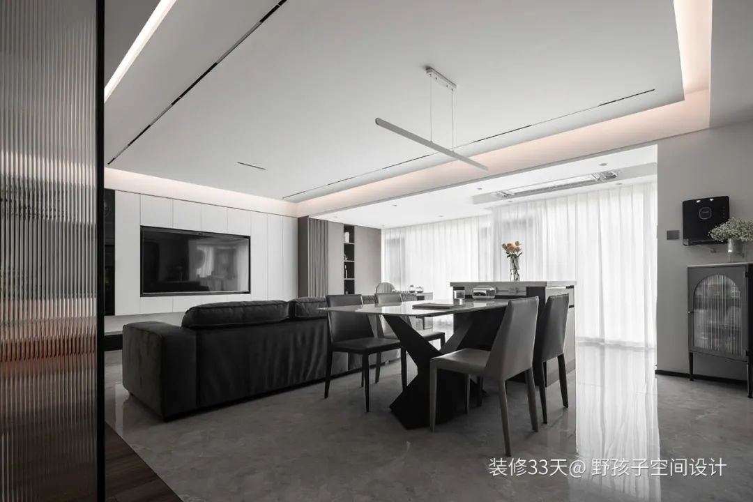 Large horizontal hall pattern, multifunctional secondary bedroom ...