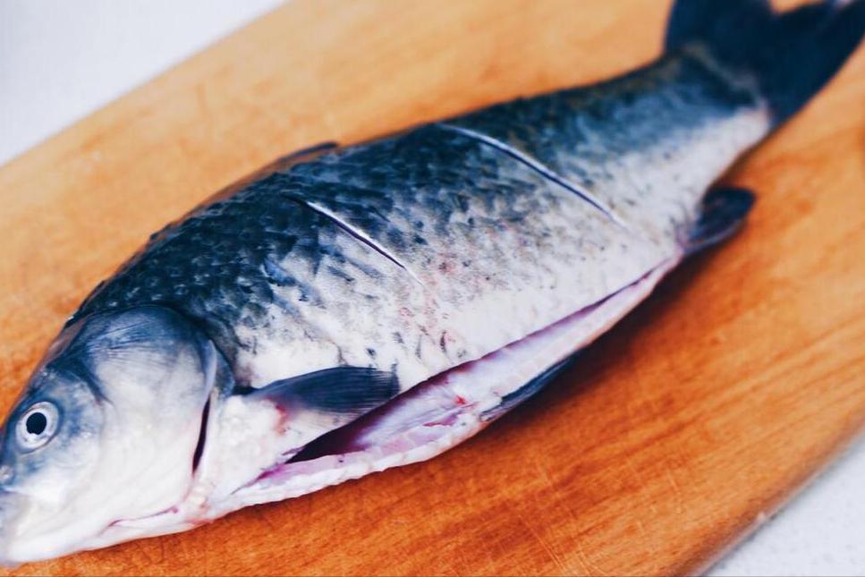 Stewed fish soup, do not use clear water, master 3 points, the fish ...