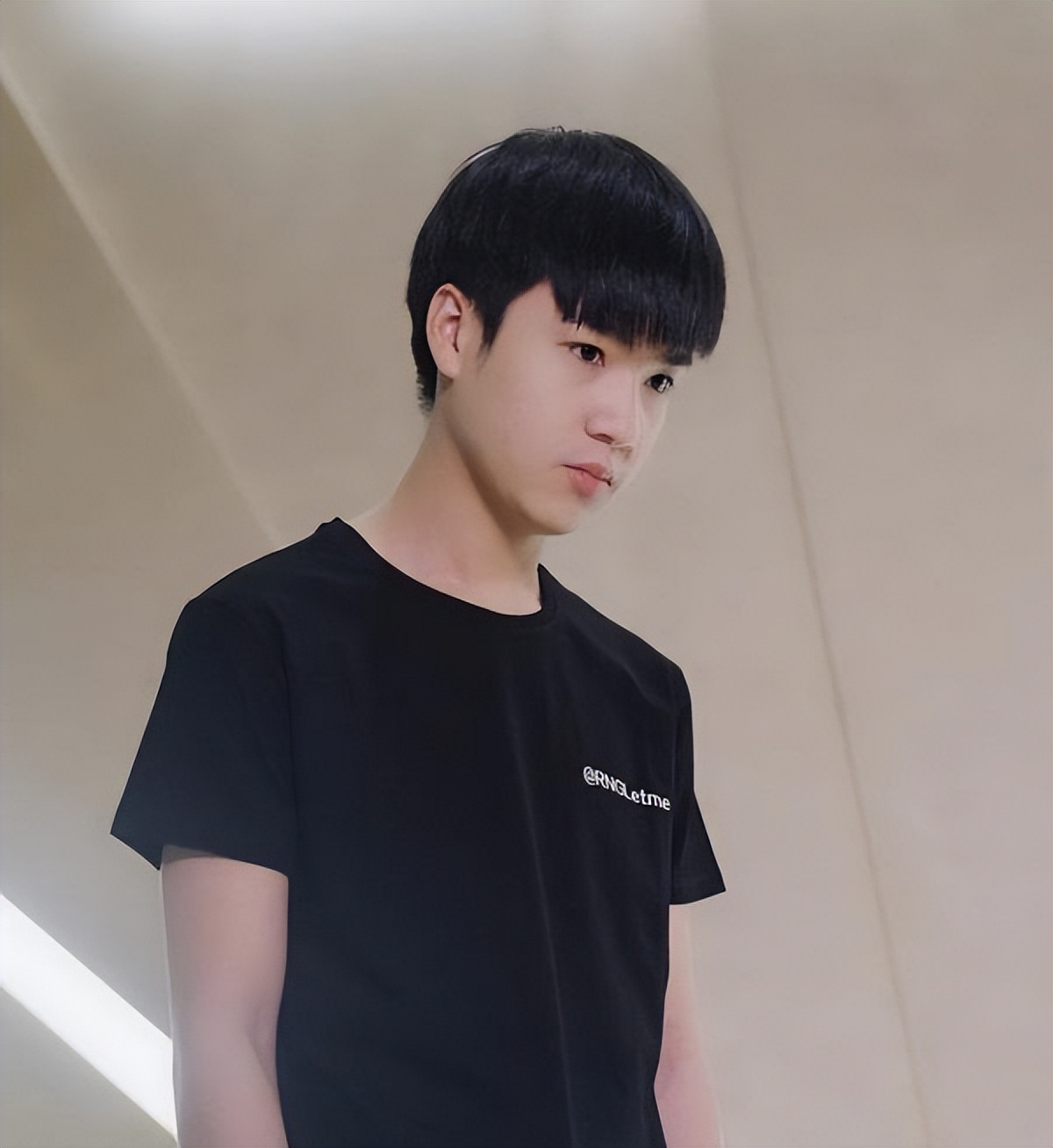 Lin Qiqi's love affair?The live broadcast and Tong Jincheng talked ...