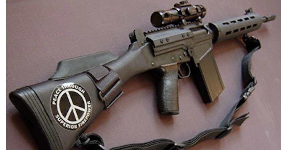 The pride of Belgium, the FN FAL that has sold more than 6 million ...