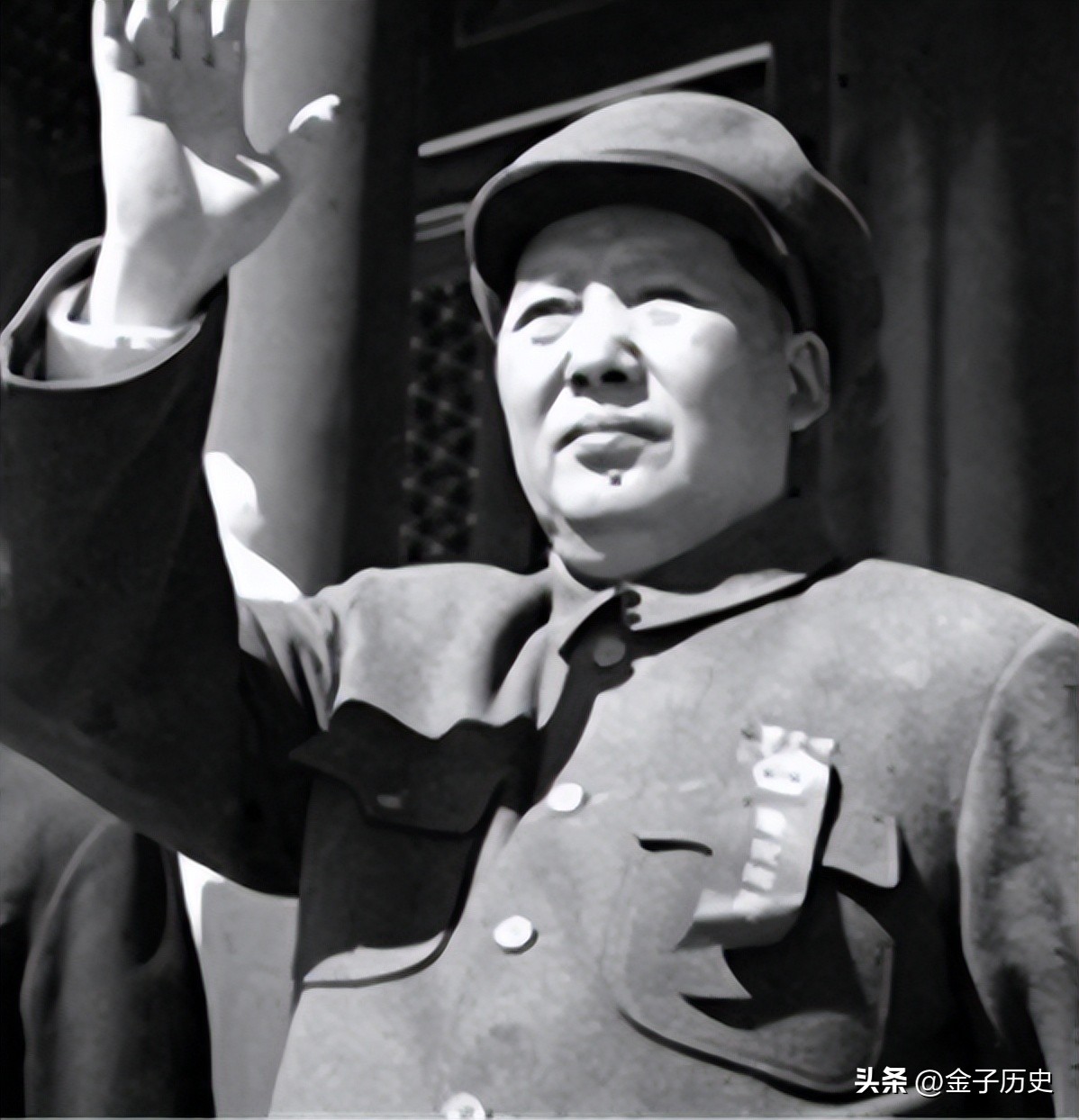 In 1966, Mao Zedong lived in seclusion in Dishui Cave for 11 days ...