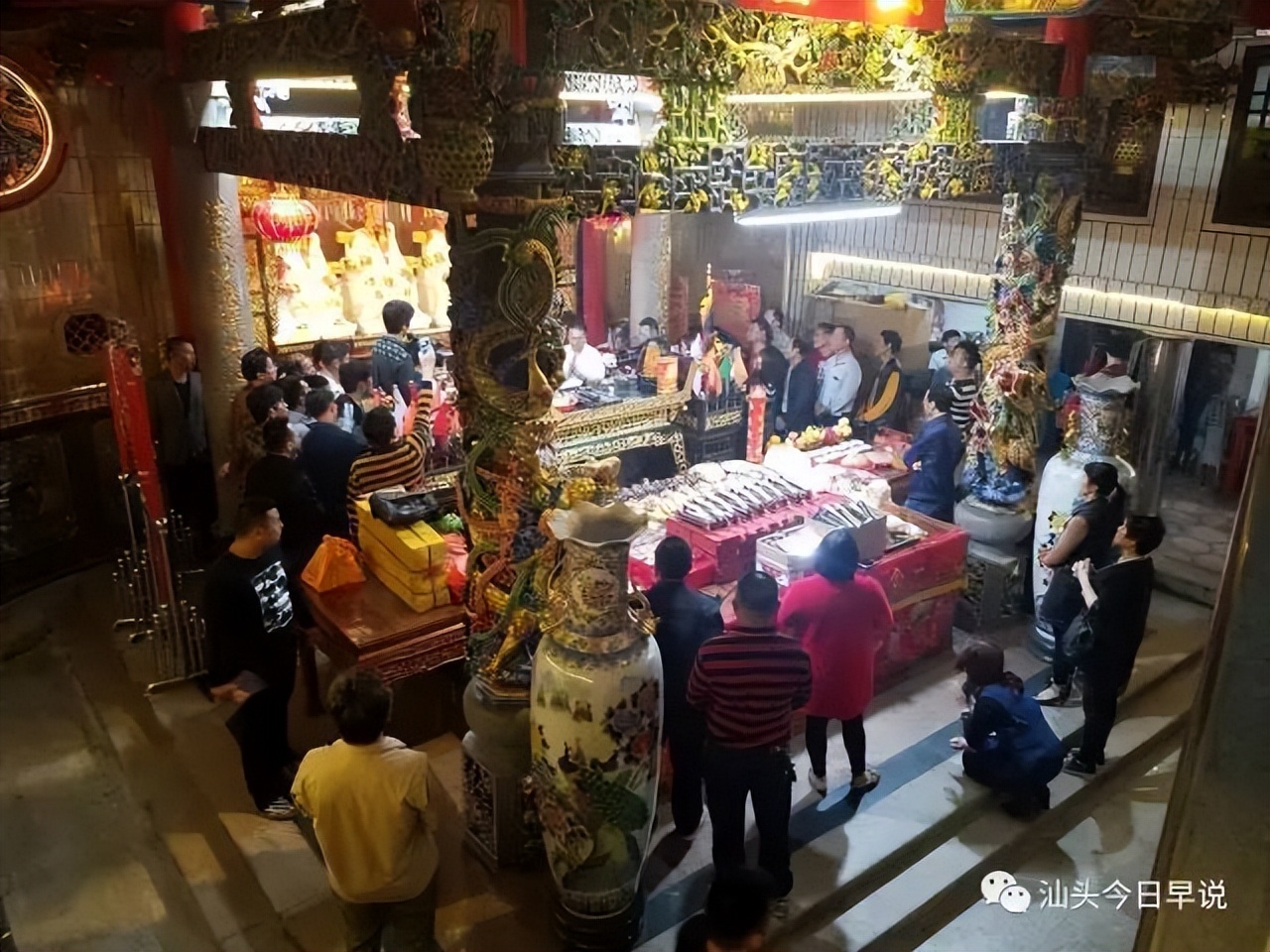 Xiancheng Anle Sanxian Palace - a temple dedicated to He Yeyun, Hua Tuo ...