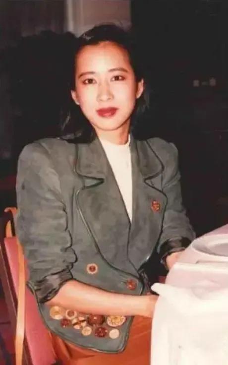 Zhu Lingling, who married two wealthy families - iNEWS