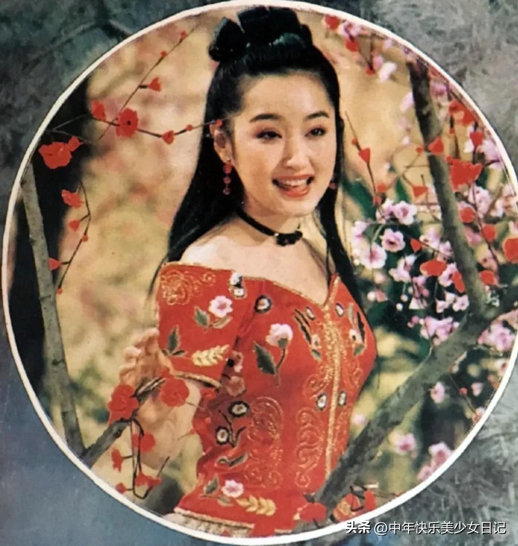 Listen to the song slowly, listen to Yang Yuying sing the slow song ...