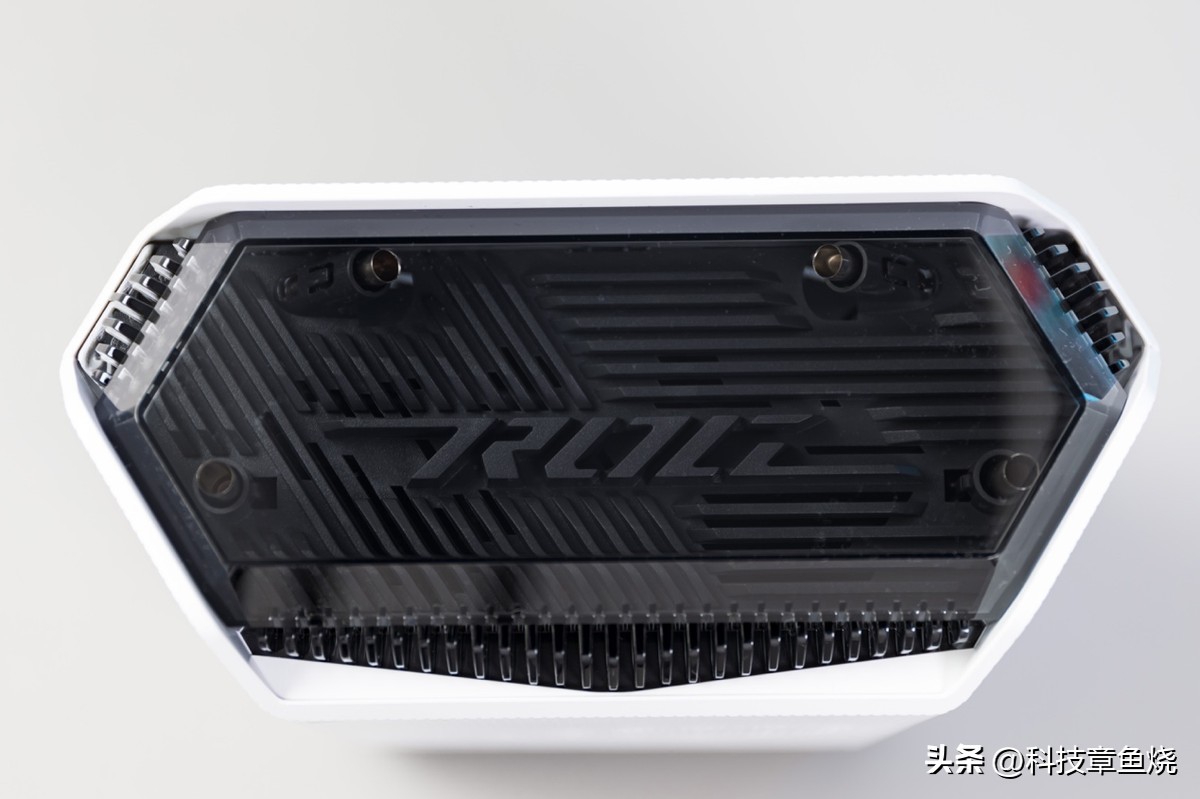 ROG Rubik's Cube 10 Gigabit Mesh Router, fulfilling my dream of ...