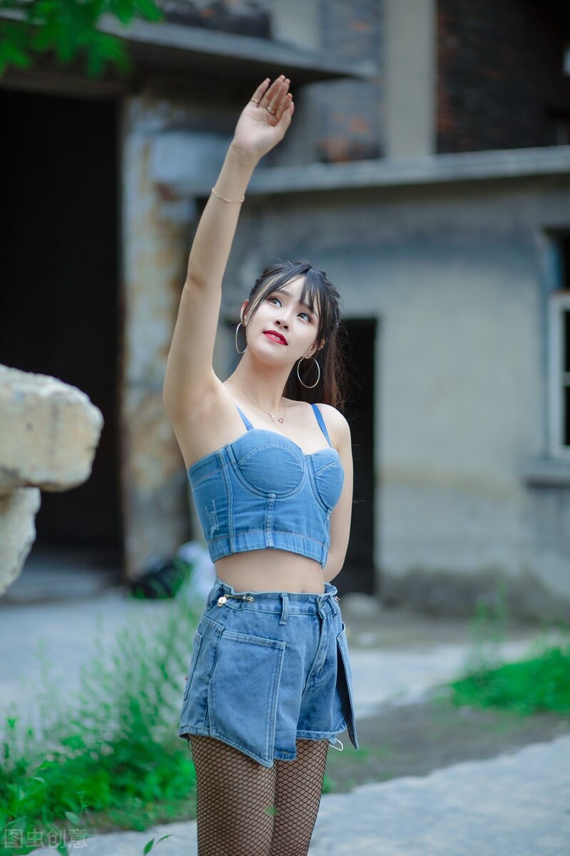 The importance of stockings to women - iNEWS