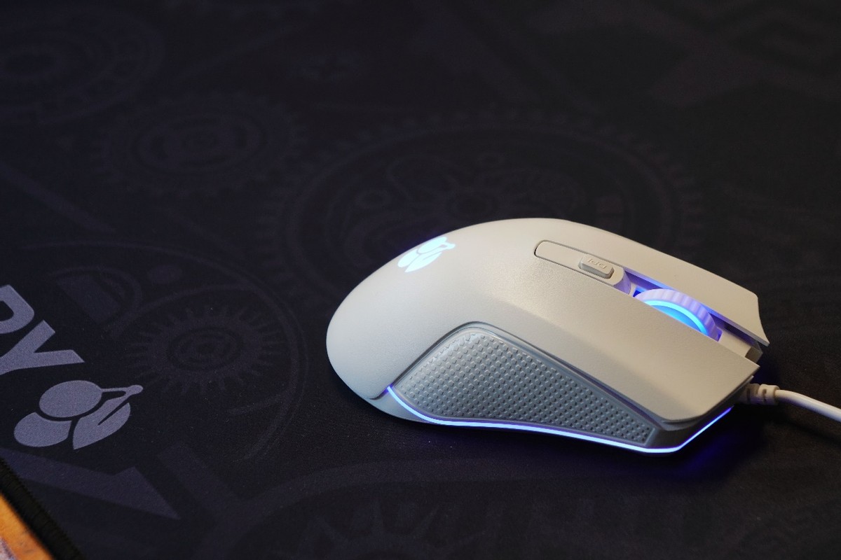 The appearance is in place, Cherry Cherry White Theme Mechanical ...