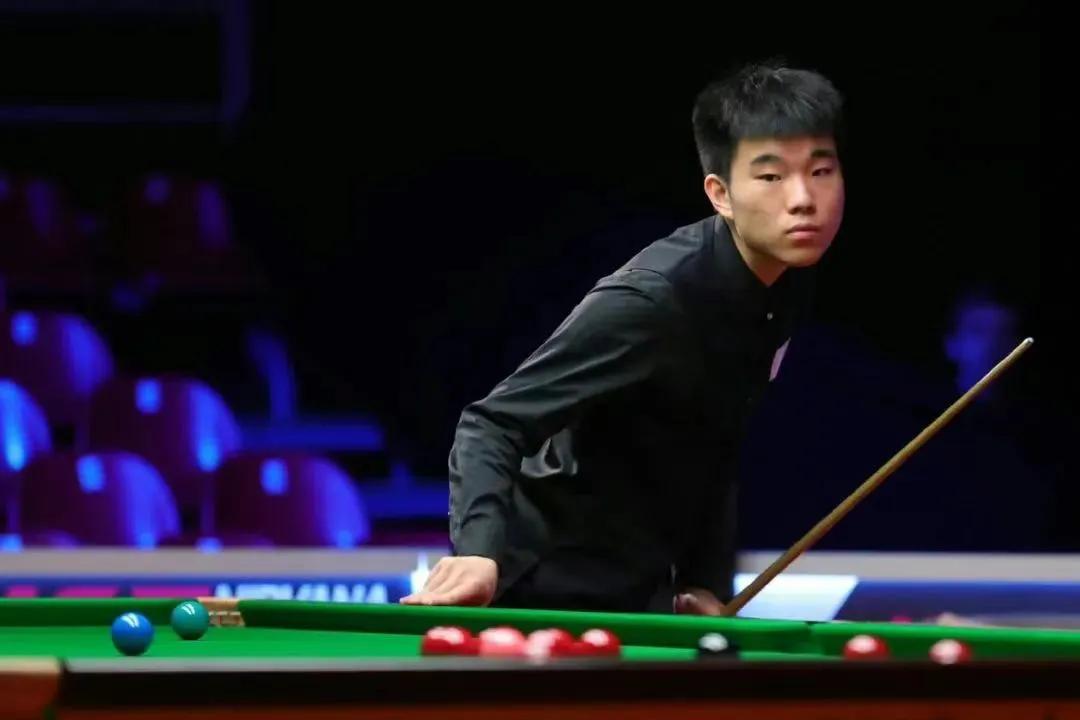 Jiang Jun regained his confidence and eliminated Hicks, Emery broke 100 ...