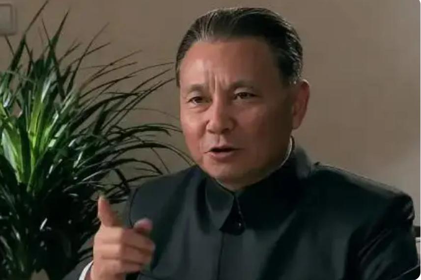 On the eve of Deng Gong's comeback in 1977, two leaders expressed their ...