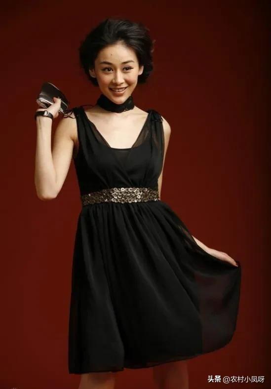 Share pictures - temperament goddess Zhou Yang - iMedia