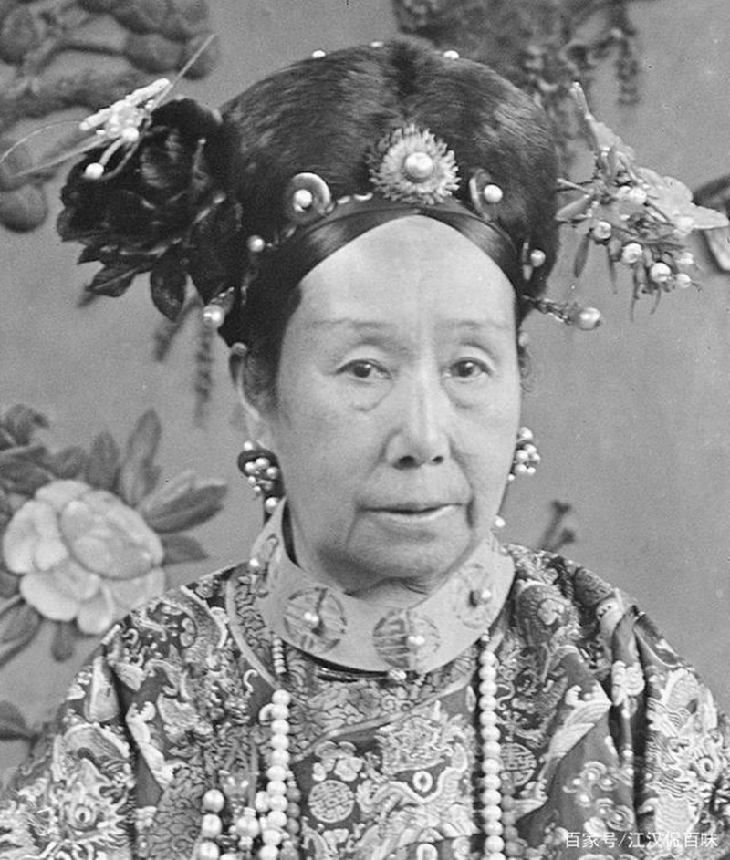 In 1983, the storage center opened Cixi's inner coffin. After the ...