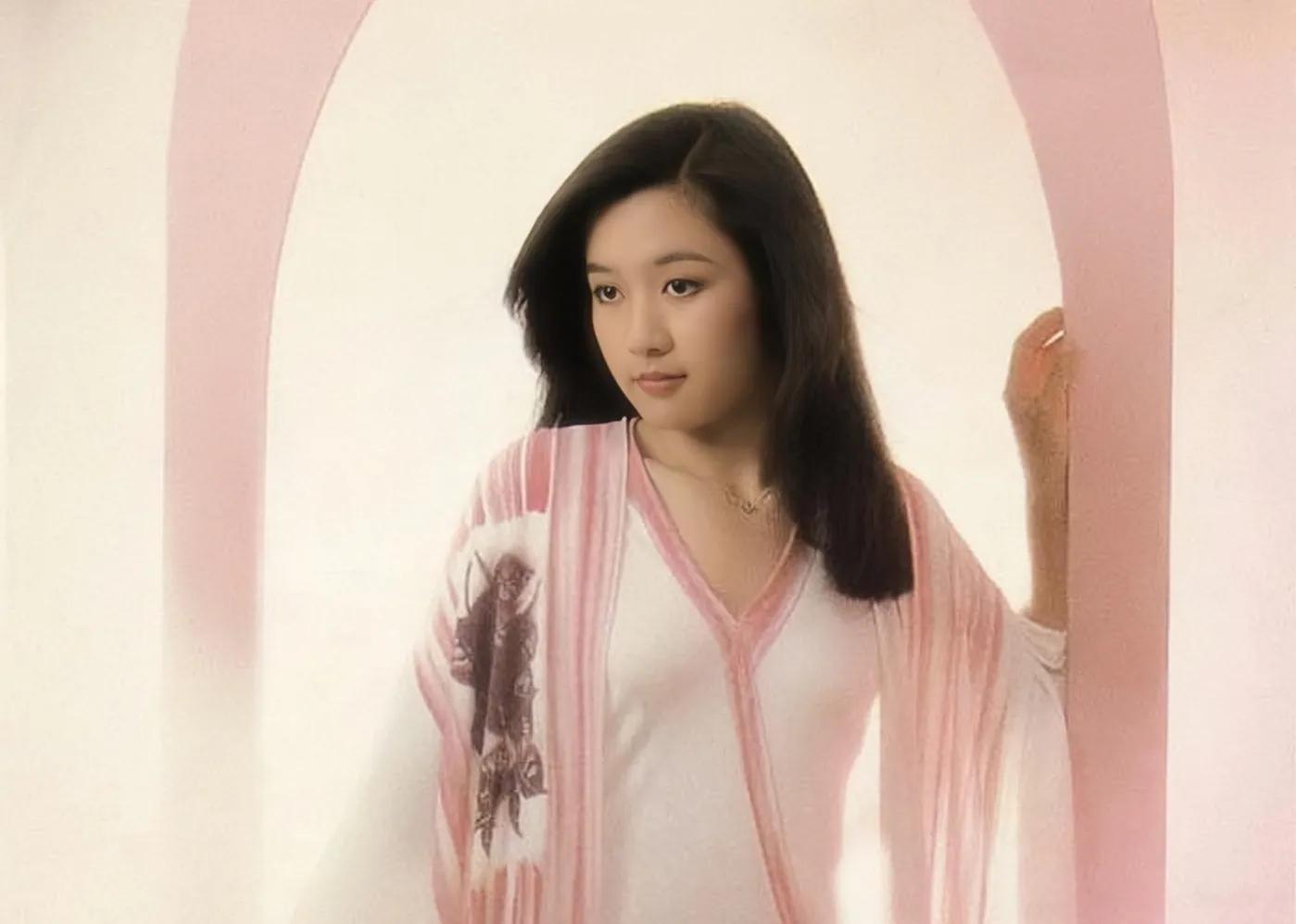 Lu Xiuling, who is more beautiful than Lin Qingxia, why is she willing ...