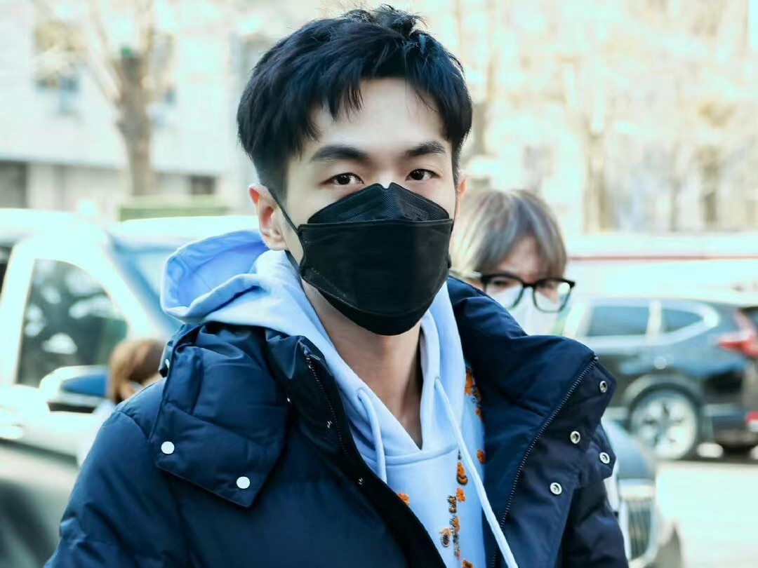 Sing and dance, have fun!Zhou Shen, Xu Song, Shan Yichun and Shen Teng ...