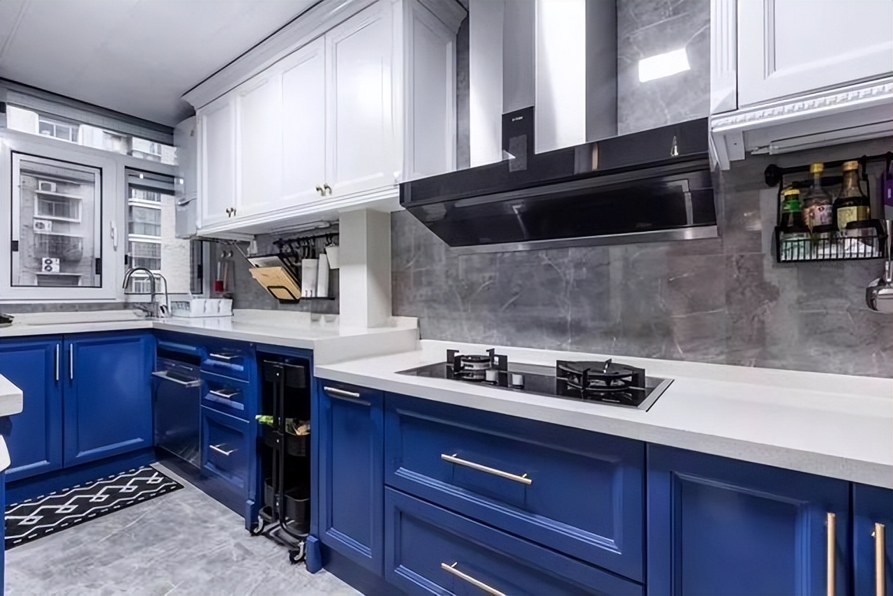 What is the really easy-to-use design for high and low tables in the ...