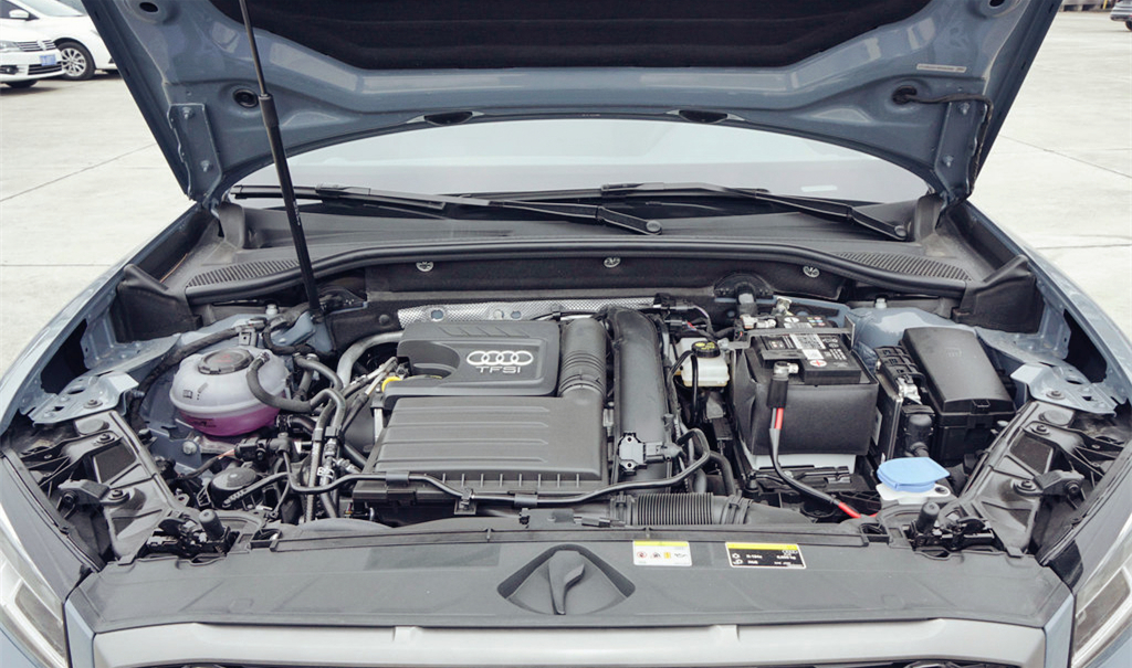 Audi Q2L 1.4T is also very playable: it is fun to drive with ECU special power adjustment! - iNEWS