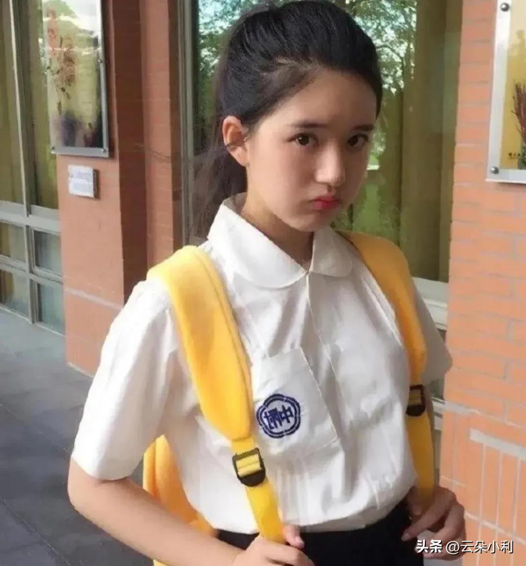 Beautiful pictures of Zhao Lusi as a child - iNEWS