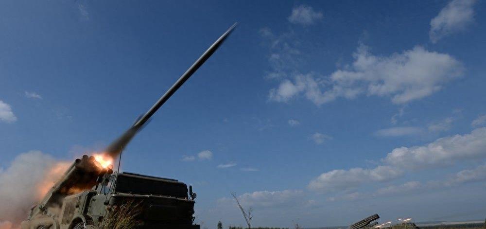 The top 10 most powerful rocket launchers in the world. Chinese rocket ...