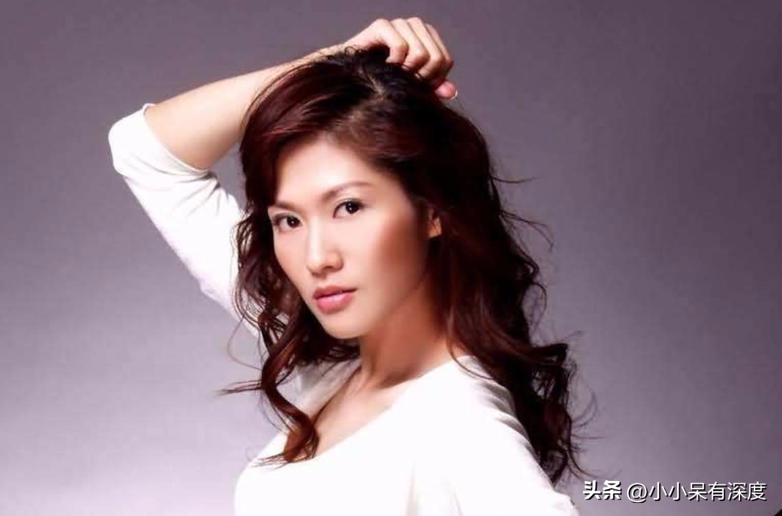 Phoenix Satellite TV beauty Shen Xing, 45 years old, still full of ...