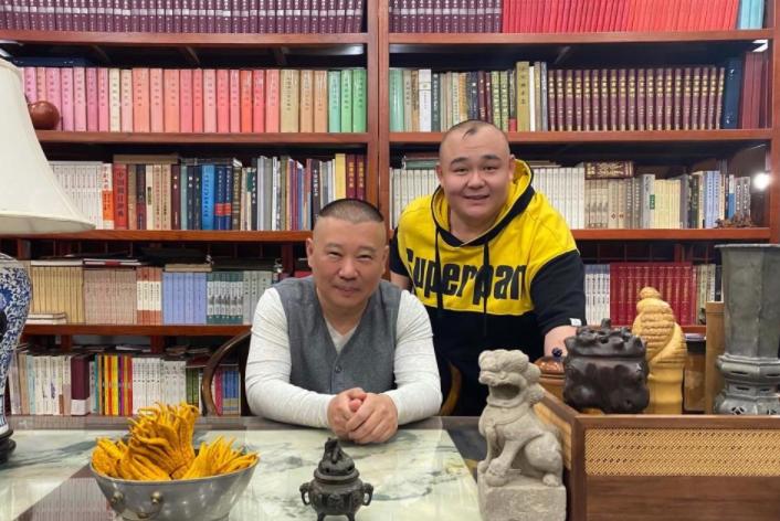 The first exposure of Jiang Kun's study, the wall is full of famous ...