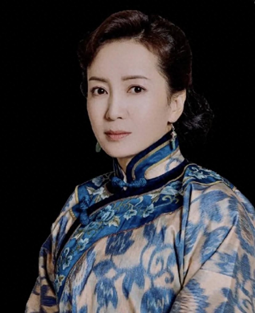 She only plays supporting roles at the age of 45 and is not well-known ...