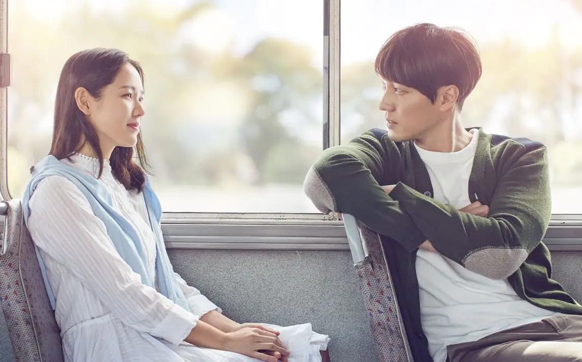 The 10 best movies for couples to watch at night, ask them to watch ...