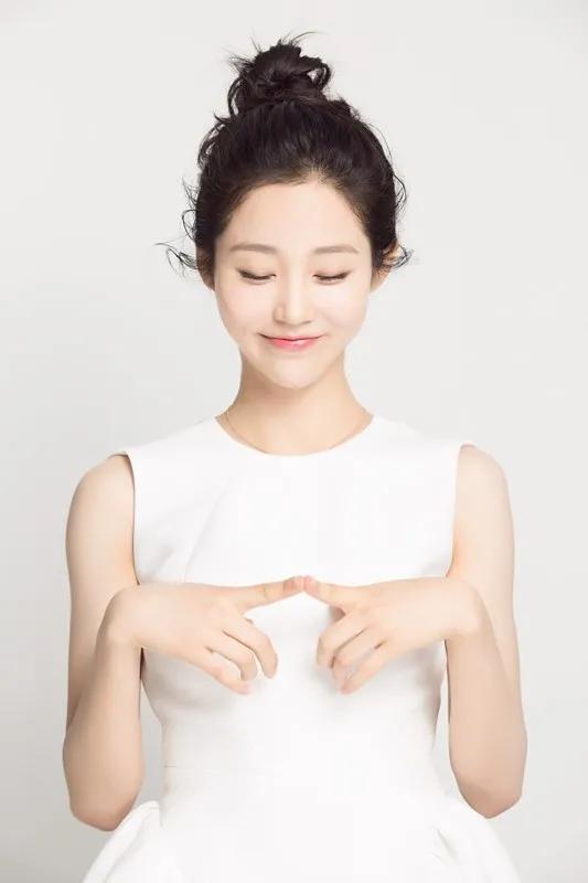 Li Sihan's beautiful pictures - iNEWS