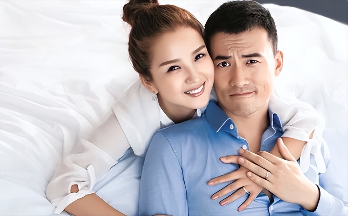 Singer He Jie: Derailed in marriage but called "stop the thief", 3 children and 2 fathers, a ...