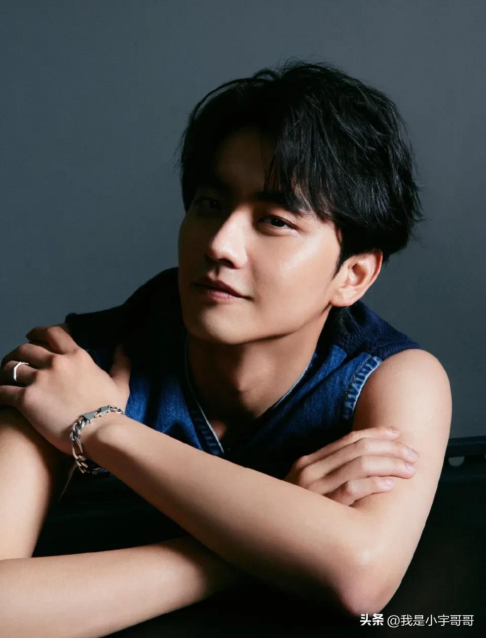 Chen Xinhai has a handsome appearance and a superior figure, and his ...