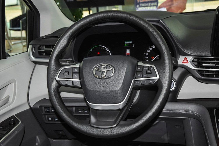 Price increases against the trend! The 2023 Toyota Saina is a bit ...