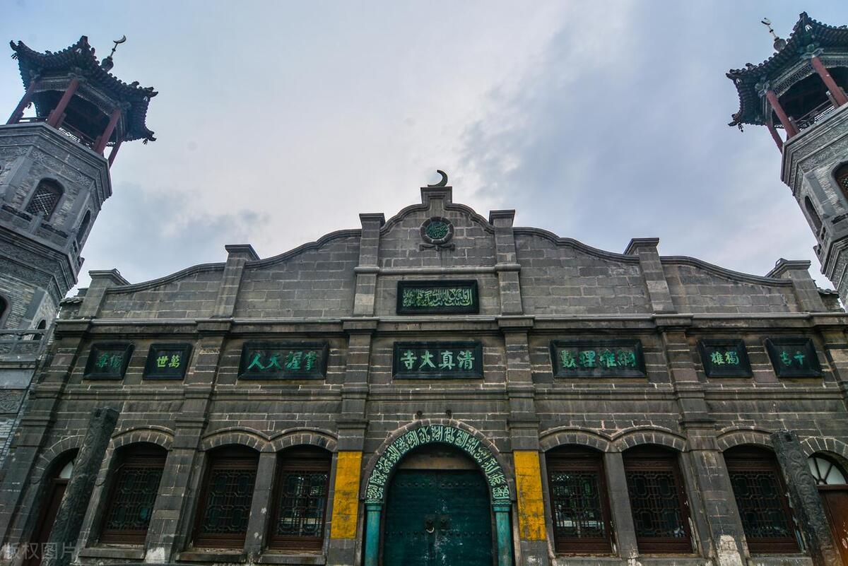 There is no God but Allah——A review of the couplets in famous mosques ...