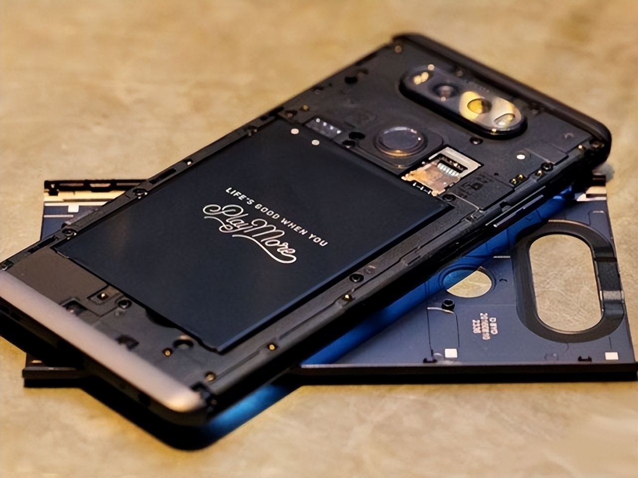 The return of removable batteries in mobile phones? Netizens strongly ...