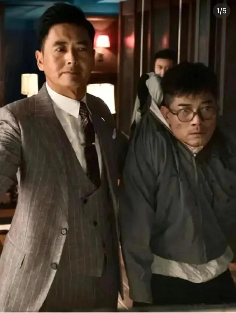 Chow Yun-fat's height is confusing, young said he is 179cm tall, it is ...