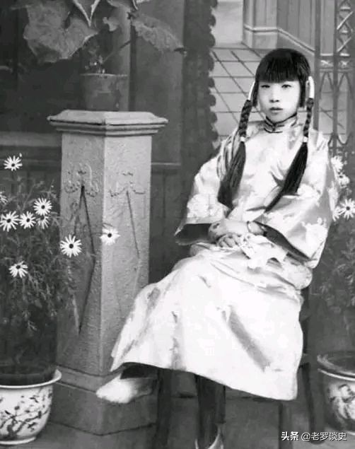 Warlord Yang Sen: Married 12 wives in his life, how many wives are ...