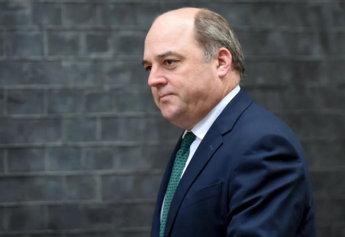 Are you honest now? After being reprimanded face-to-face by British and ...