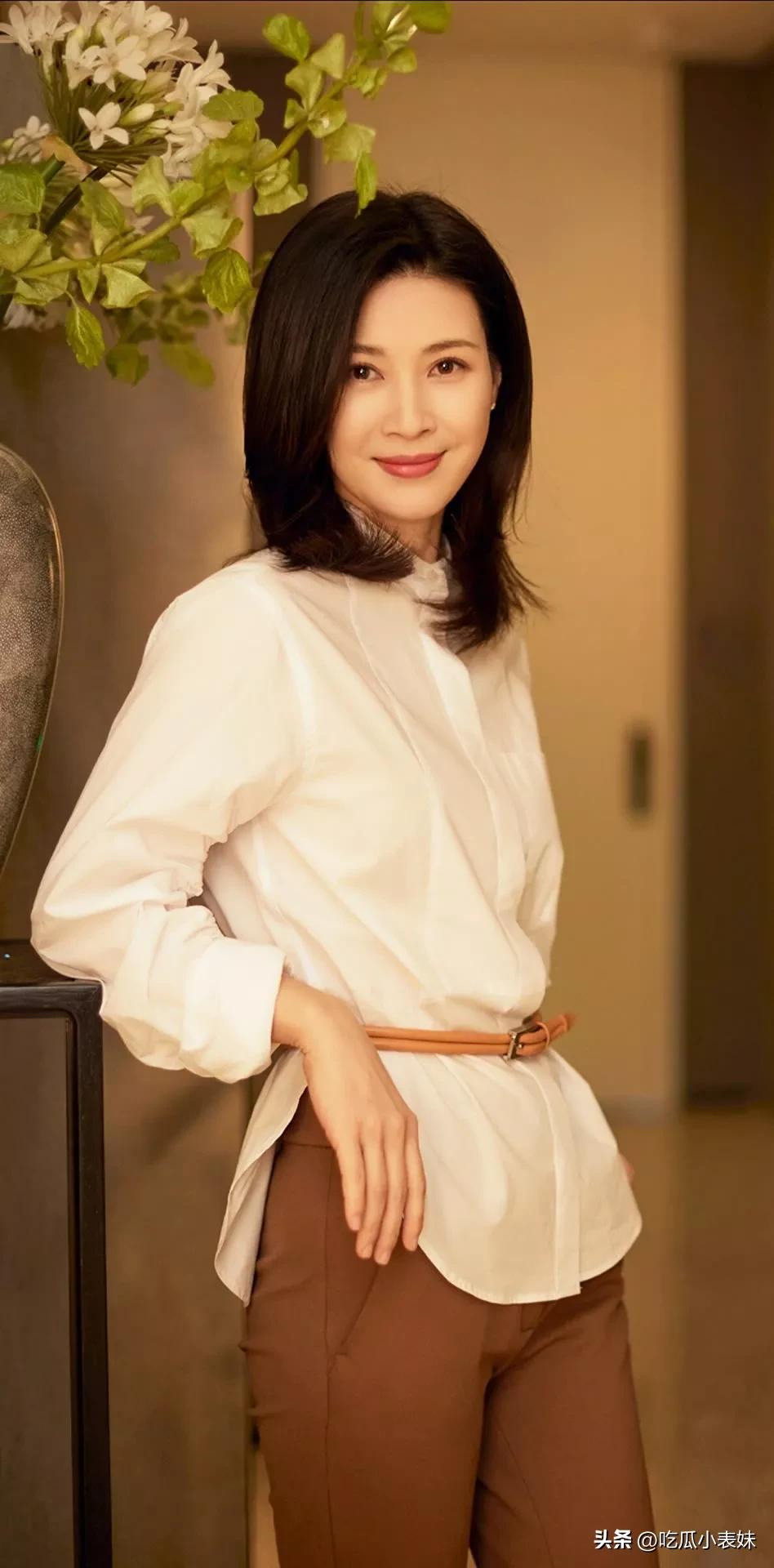 Tong Lei, a beautiful goddess, gentle and elegant, adds a touch of softness to "Bright Sword ...