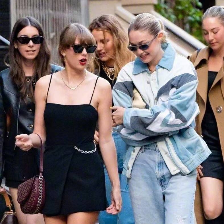 Taylor Swift was not sad at all when she got together with her ...